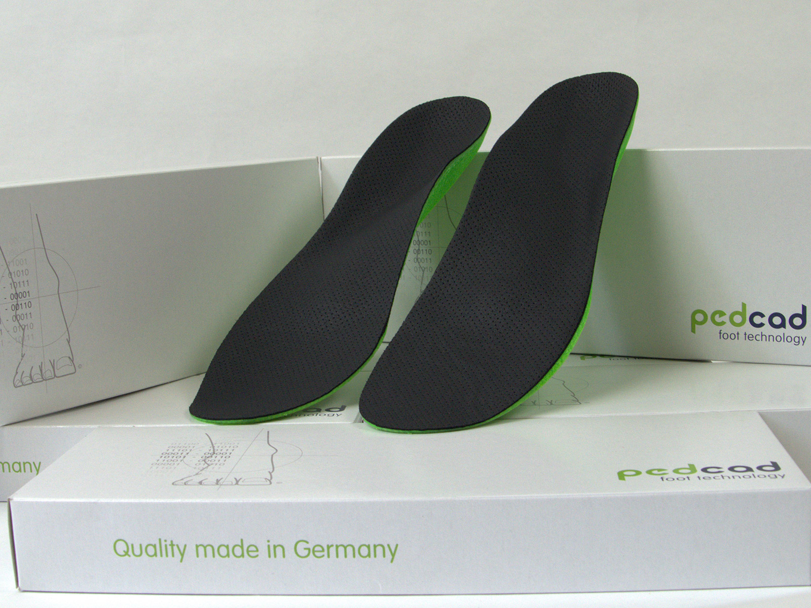Konstruktionsservices für orthopädische Einlegesohlen - pedcad foot ...